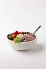 5-Minute Mixed Berry Acai Bowl | My Darling Vegan