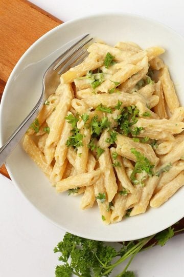 Penne Pasta w/ Creamy Garlic Sauce | My Darling Vegan