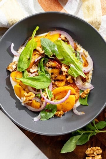 Grilled peach salad with whipped feta - My Darling Vegan